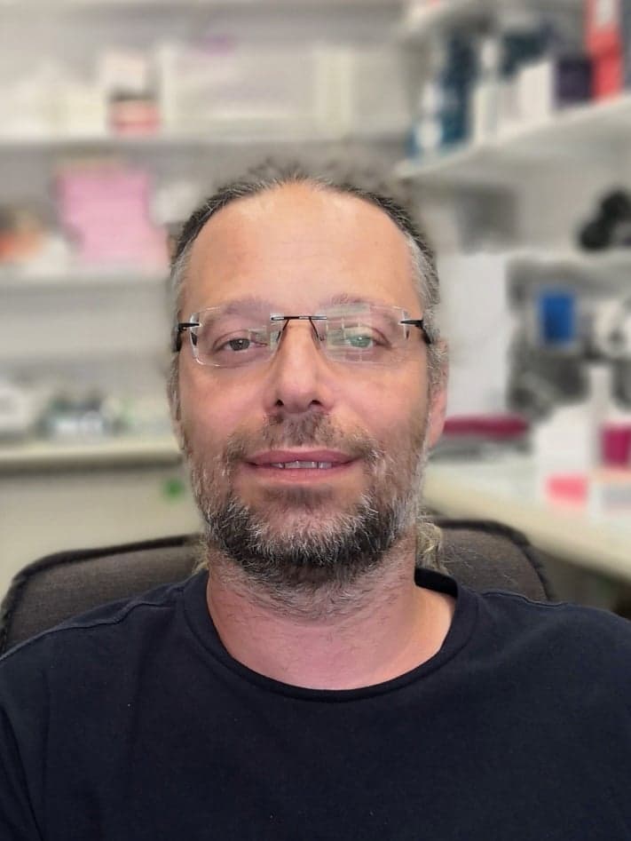 Nir Rozenblum - Research - Institut Pasteur